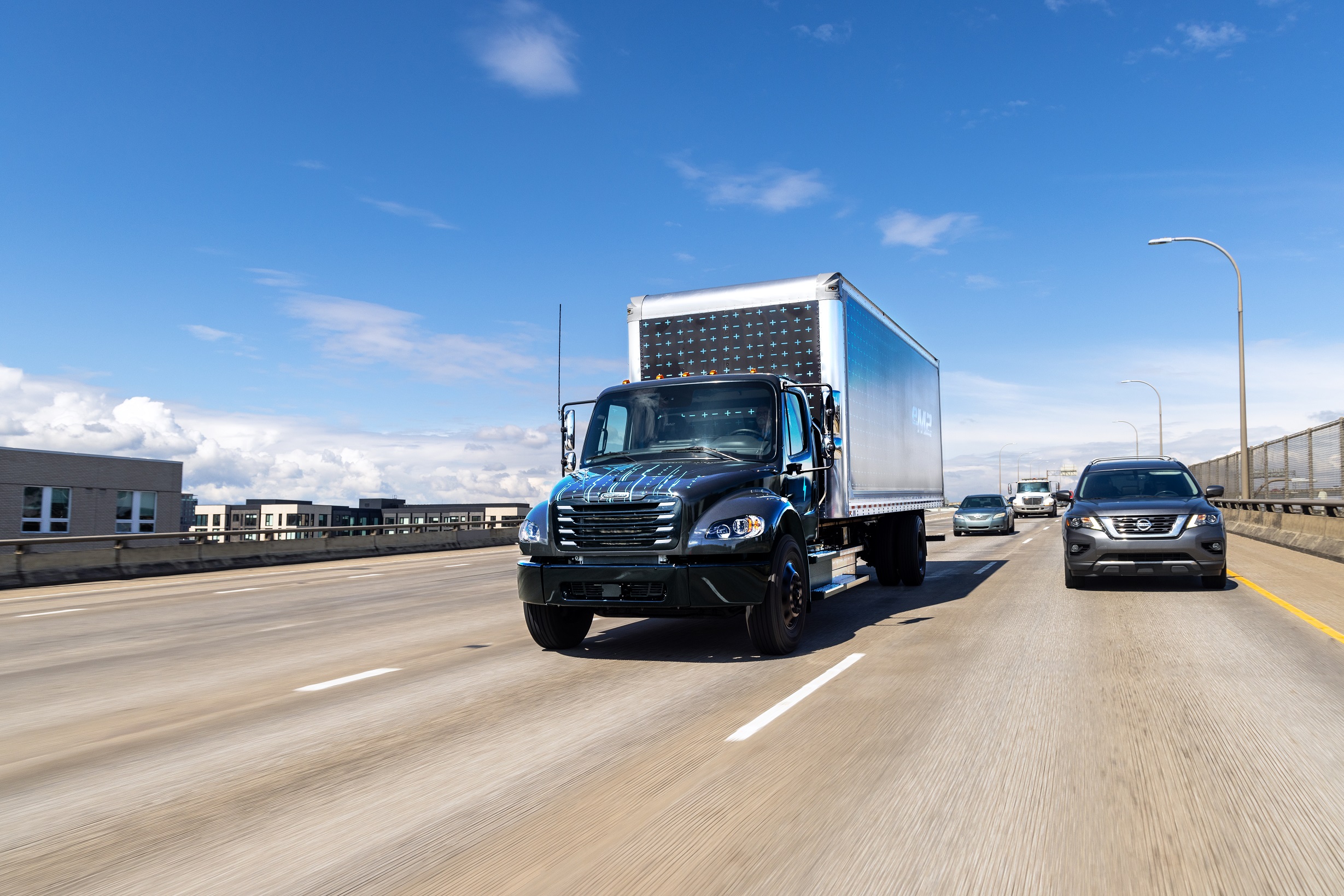 Daimler Truck North America Unveils Freightliner eM2, the Versatile ...