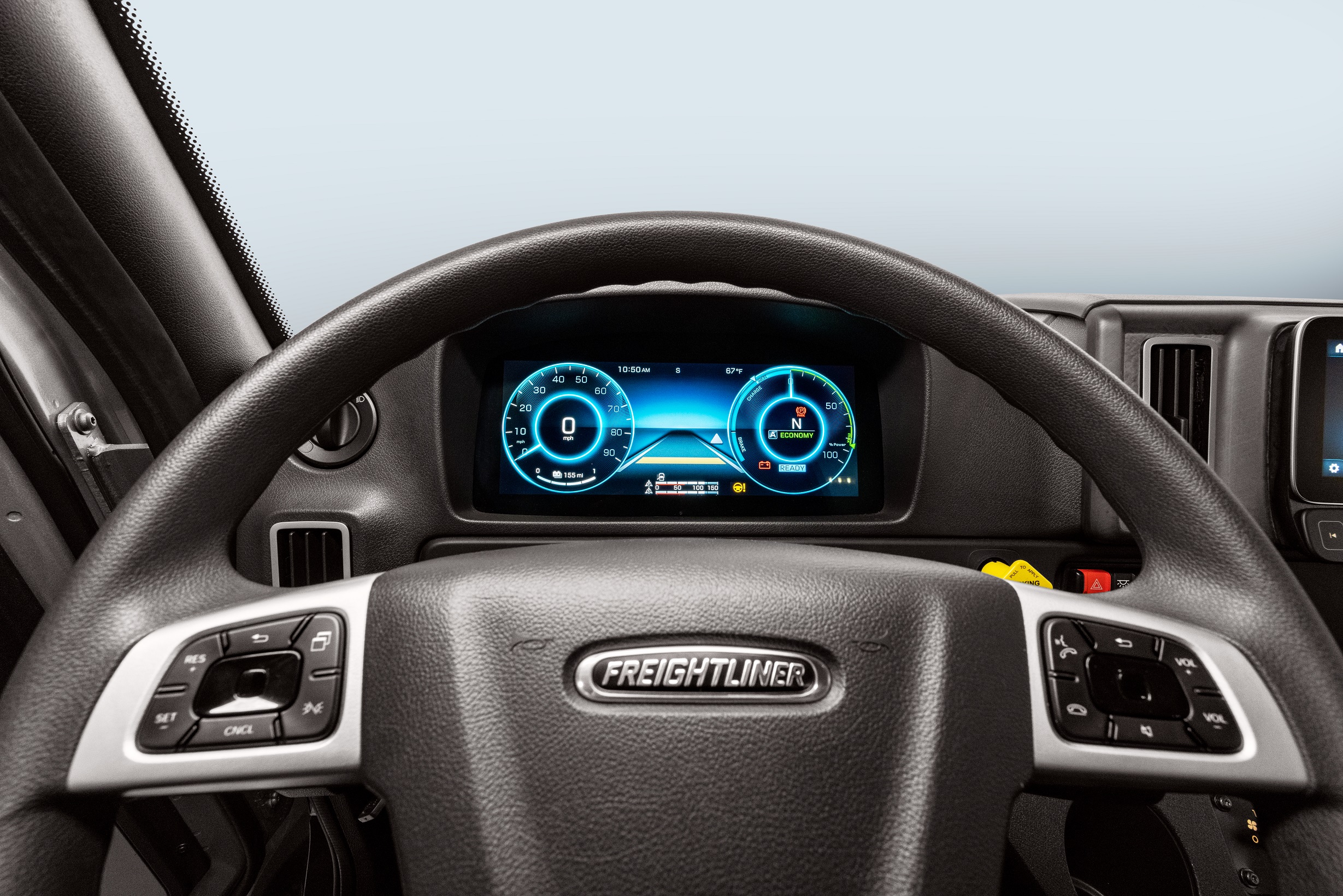 Daimler Truck North America Unveils Freightliner eM2, the Versatile ...