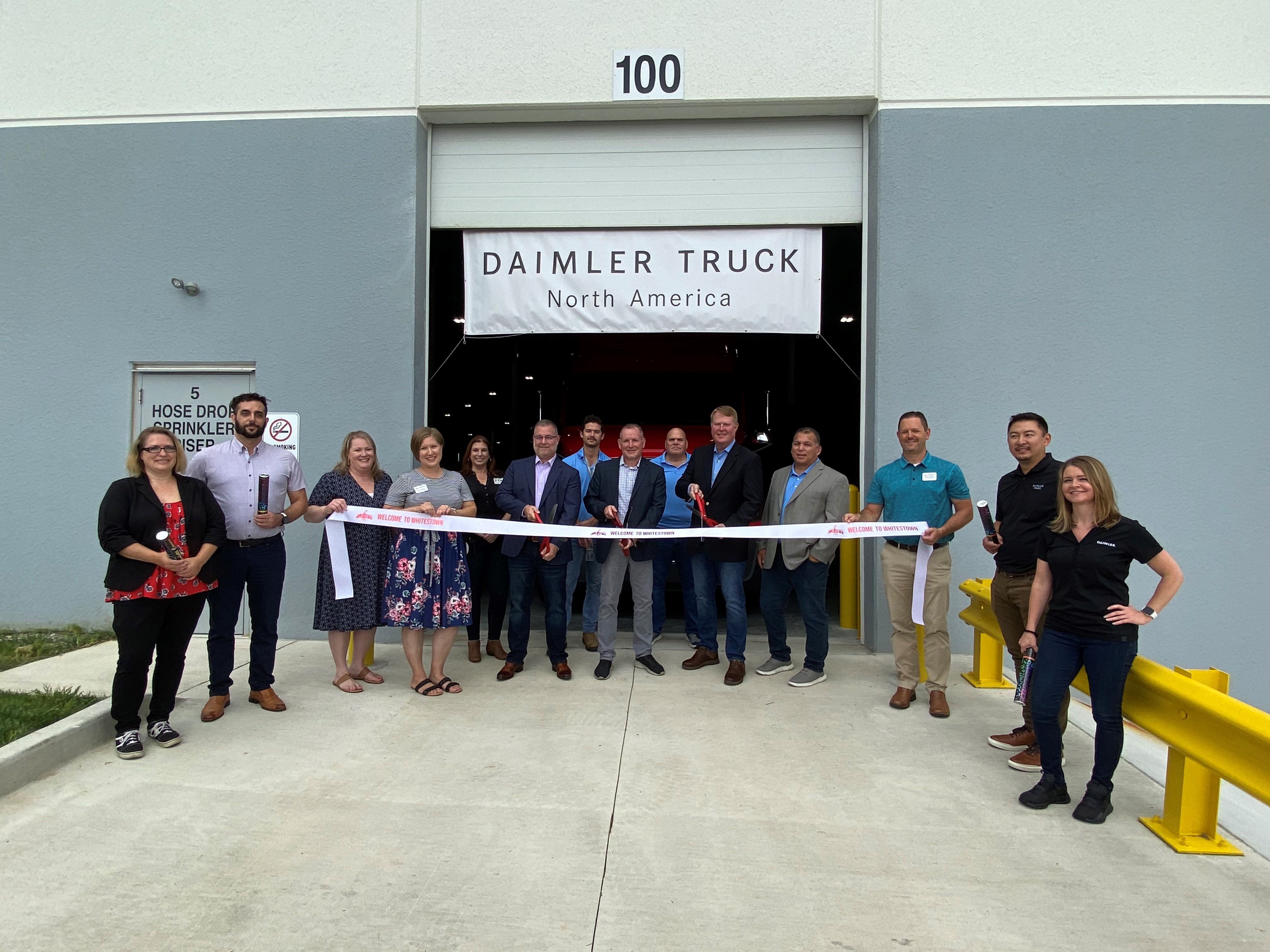 Daimler Truck North America Opens Redistribution Center to Expand Parts ...