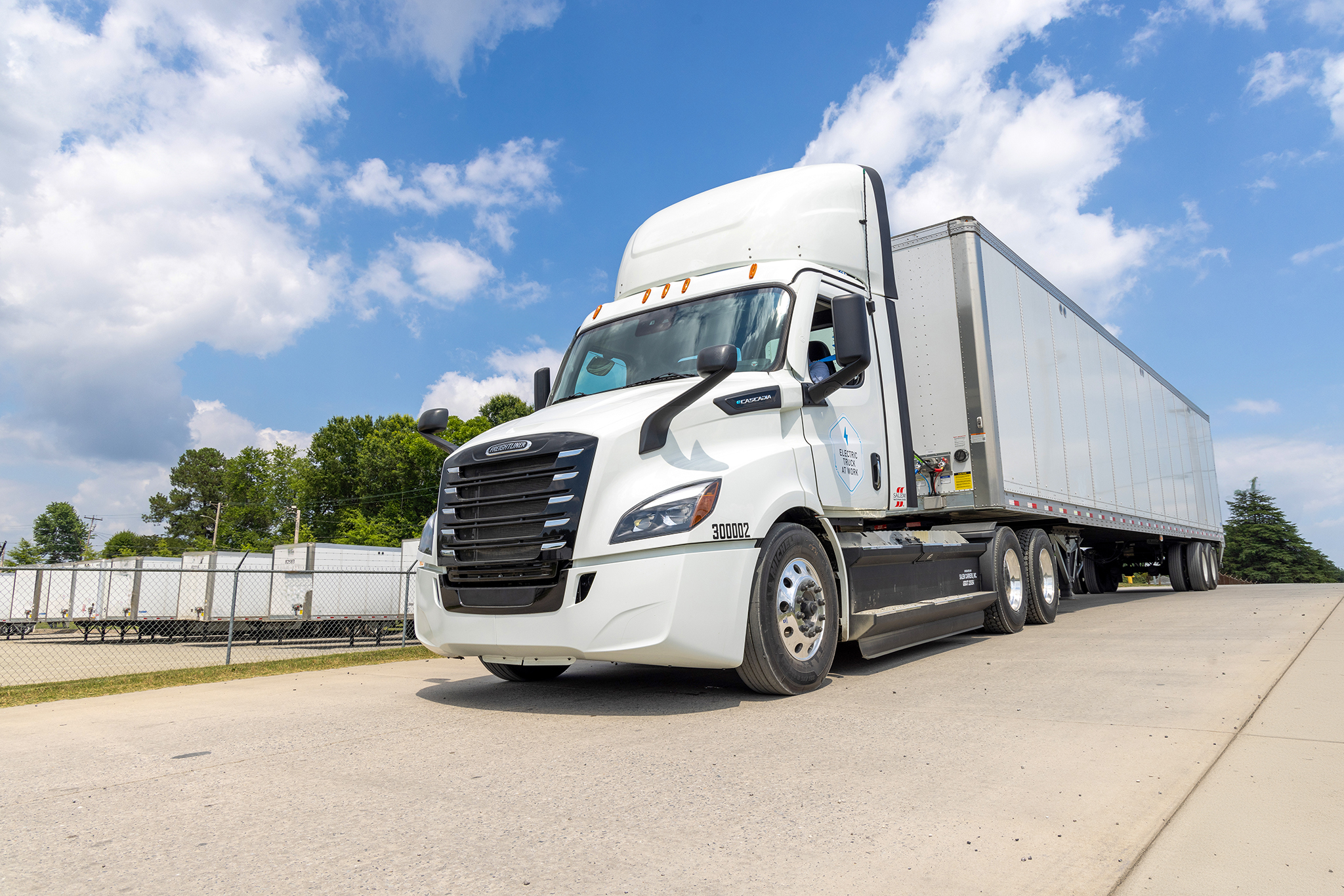 Daimler Truck North America and Daimler Truck Financial Services ...